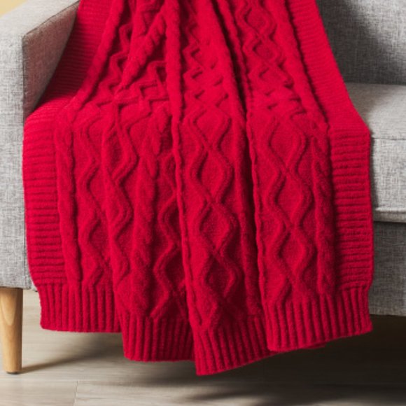 Nicole Miller | Bedding | Artelier Nicole Miller 5 X 60 Red Cable Knit ...